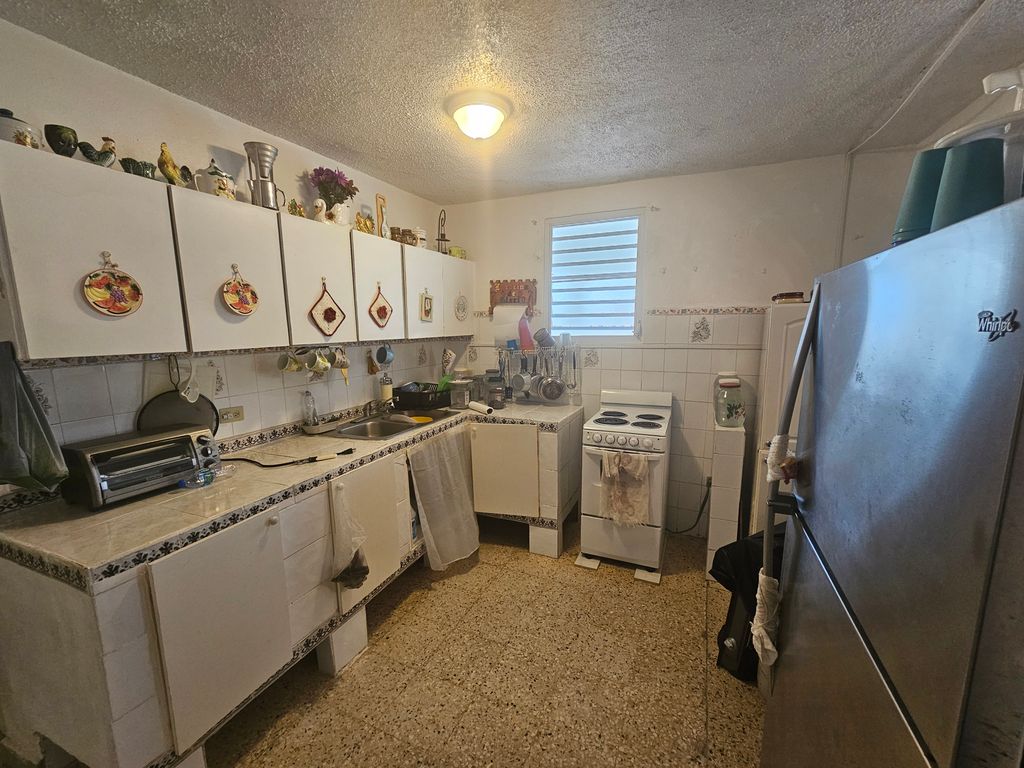 Ciudad Cristiana D-41, Venezuela, Humacao, PR 00791 | Findit